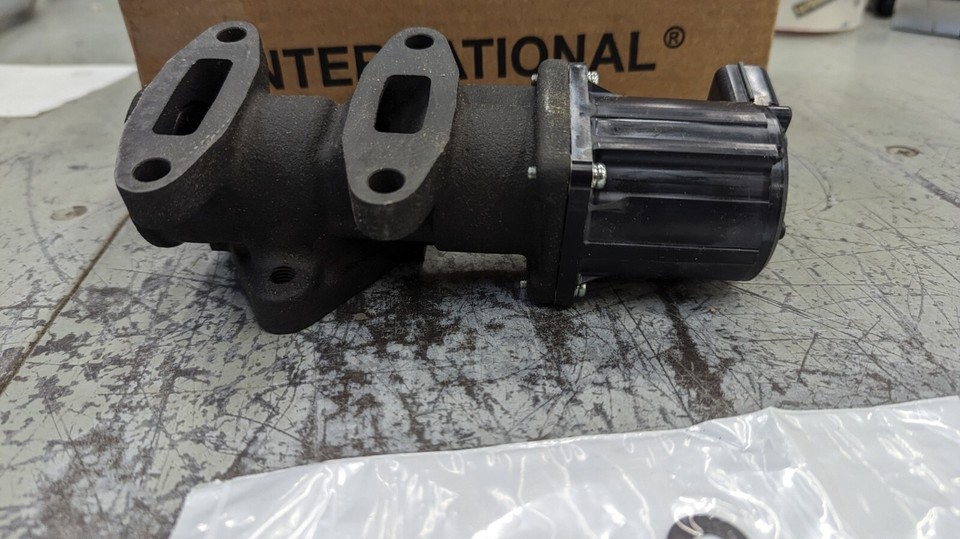 1842593C92 International Genuine EGR Valve Kit DT466E DT530E I313 New ...