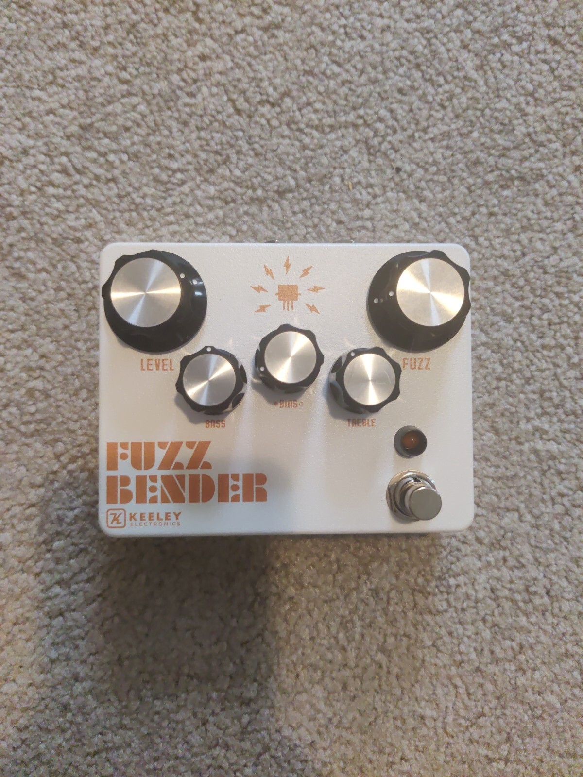 Keeley Fuzz Bender 3 Transistor Hybrid Fuzz Pedal - White 854295005987 ...