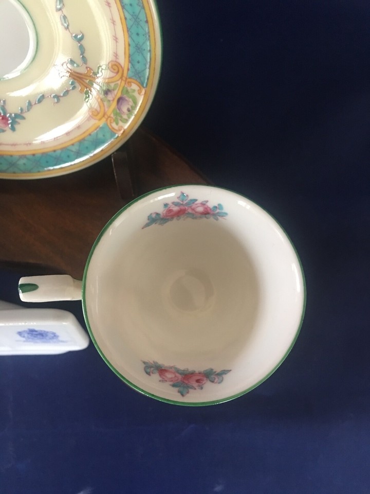 Royal Worcester MELBA CREAM RIM 2 ⅜”Footed Demitasse Cup & Saucer Set(s ...