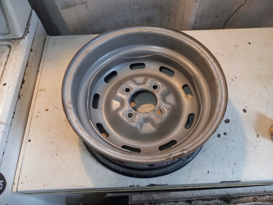 1974-1978 Datsun 240Z 260Z 280Z? Steel Wheel Rim TOPY 2-74 5Jx14S 3.2t ...