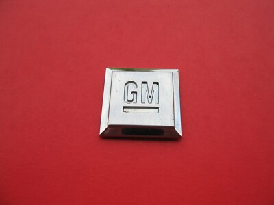 CHEVROLET PONTIAC G5 G6 AVEO COBALT GM SIDE EMBLEM LOGO 04 05 06 07 08 ...