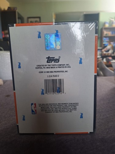 Sealed Box Of Topps Stadium Club Basketball Cards 1992-93 Super Premium ...