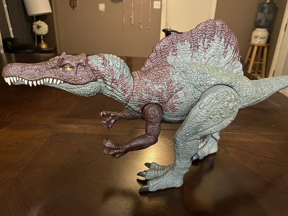 Jurassic World Epic Attack Slash Attacking Spinosaurus | eBay