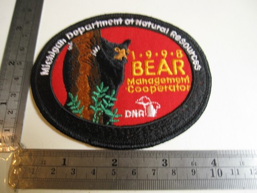 1998 Michigan DNR Bear Management Cooperator Hunting Related Patch BIS ...