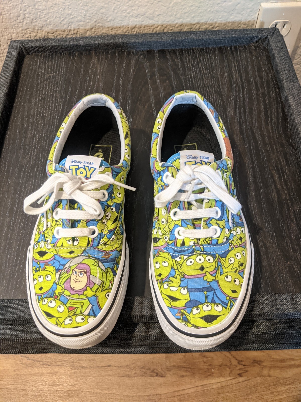 Vans Toy Story Alien Glow In The Dark Sneakers - Gem