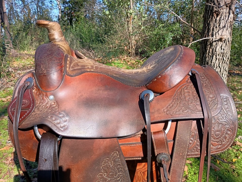 15.5” Hereford Tex Tan Roping Saddle | eBay
