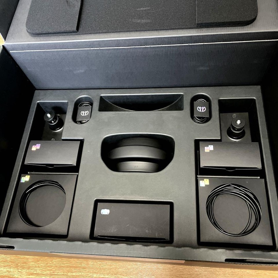 Valve Index Full Kit VR Headset Controllers Base Stations Face cover ...