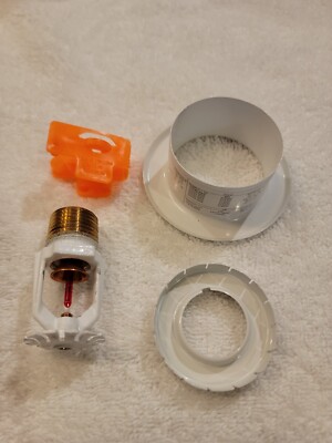 Tyco TY3231 Fire Sprinkler Head 155° White 1/2 Threads. Trim Rings ...