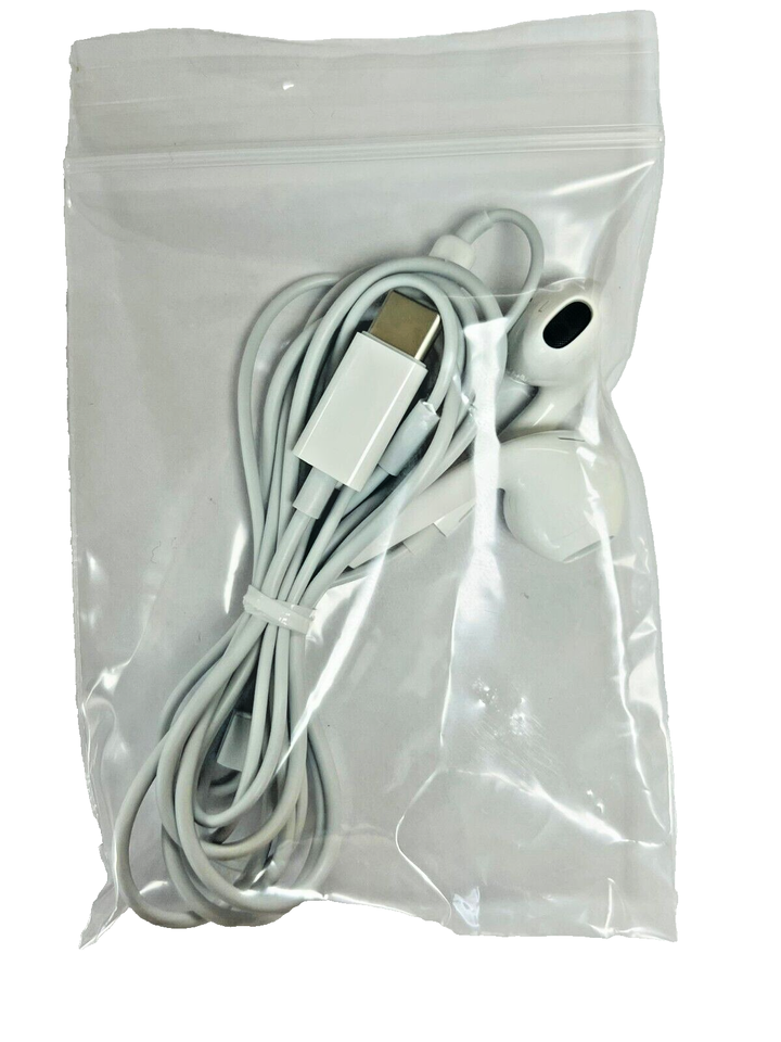 Original Apple EarPods - USB-C Wired Headphones - MTJY3AM/A - READ ...