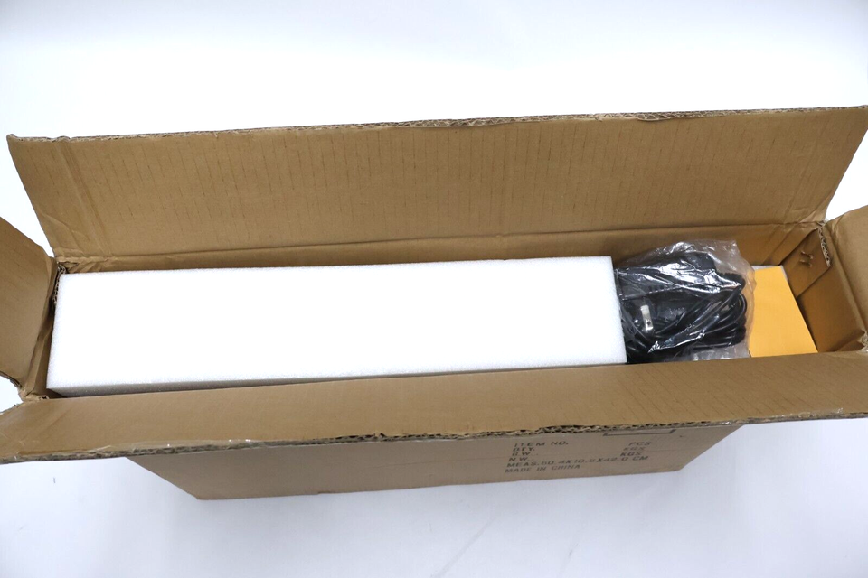 Bluefin BrightSign HS124 15.6" Full HD LCD Digital Signage Display ...