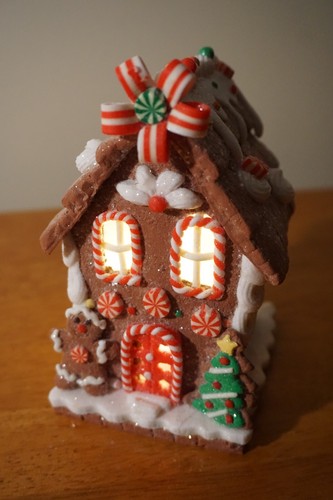 Light Up Gingerbread Man Village House Lighted Christmas Kitchen ...
