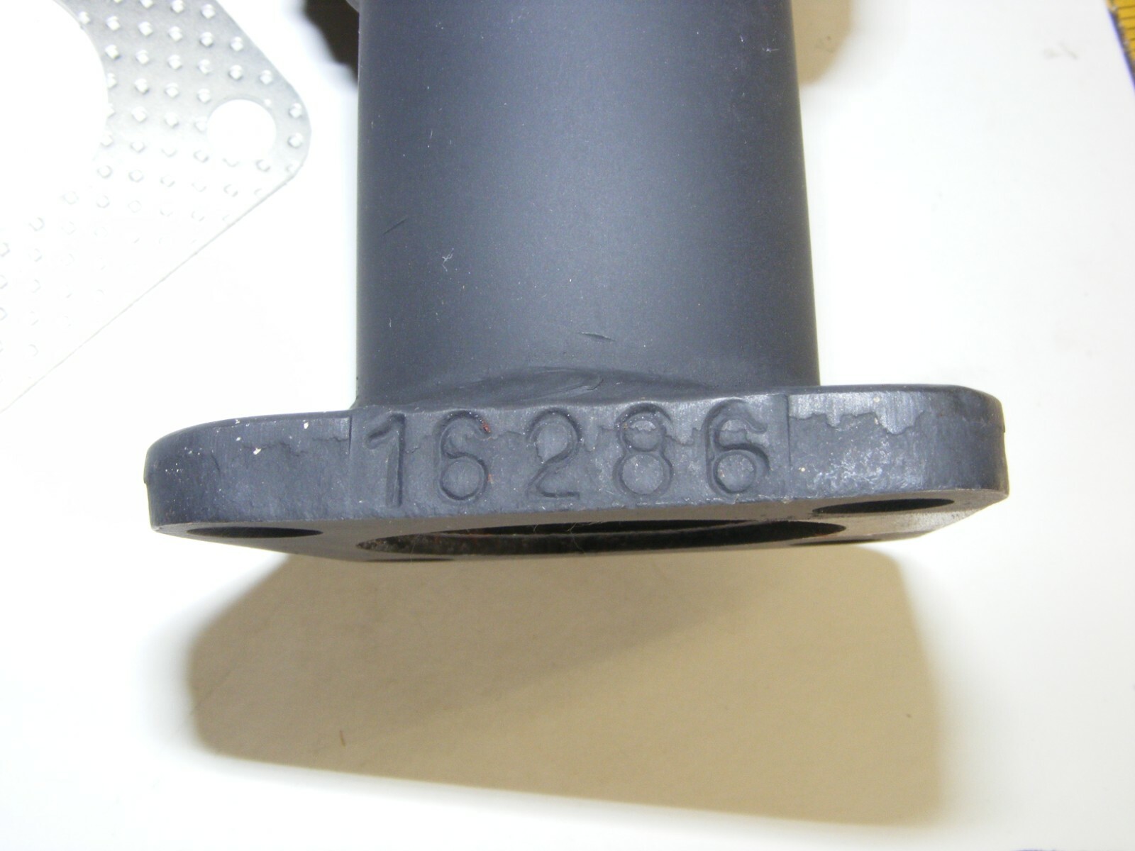 Genuine Kubota Exhaust muffler Kit D1505 D1105 D950 D850 D722 Z482 Only ...