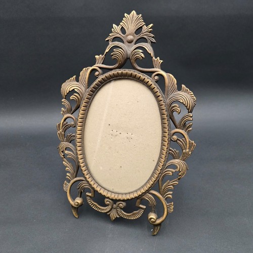 Bronze Oval Wall Frame Ornate Victorian Style Freestanding Picture ...