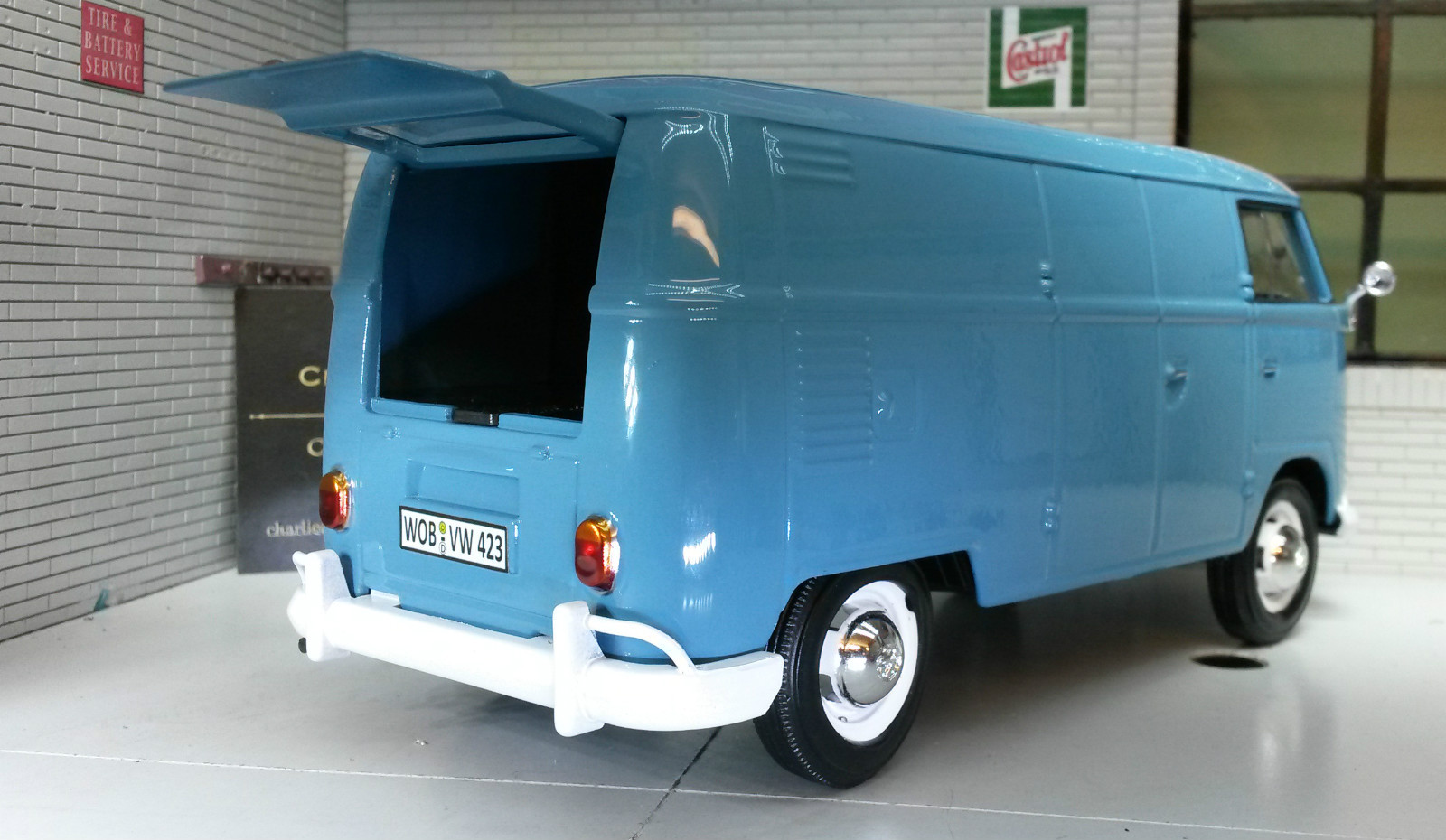 MOTORMAX VOLKSWAGEN Type 2 T1 Delivery Van 1/24 Scale Diecast Model ...