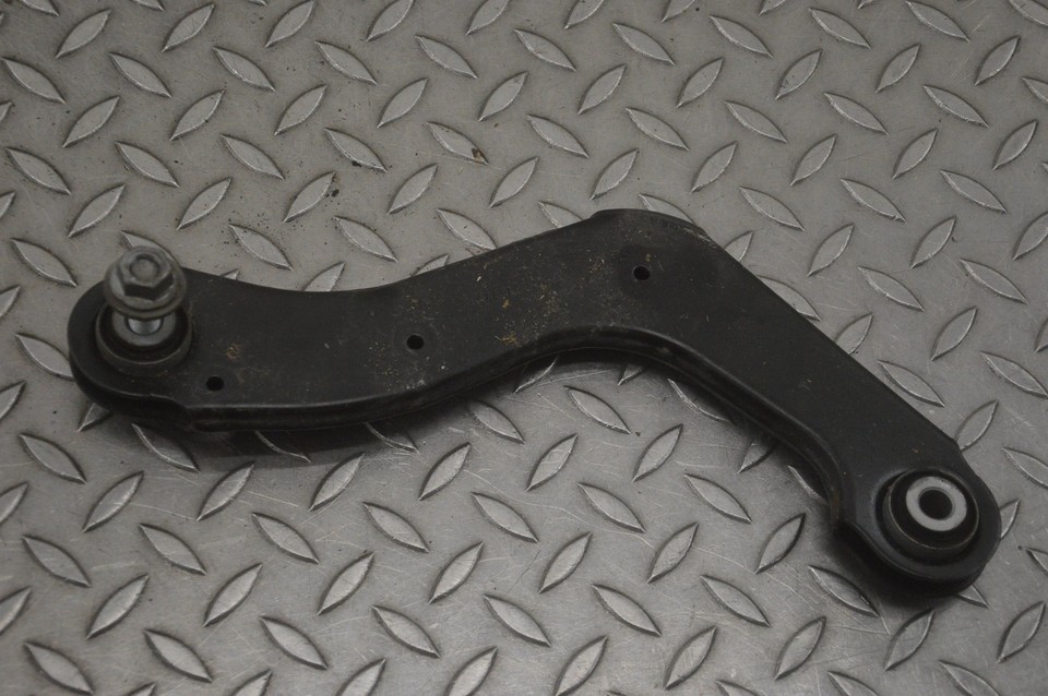 Bras de suspension arrière droit Volvo XC40 32221134 B4 2023 RHD ...