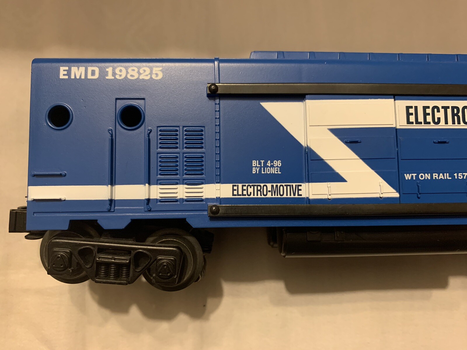 LIONEL OPERATING GM EMD ELECTRIC POWER GENERATOR MOBILE SEARCHLIGHT CAR ...