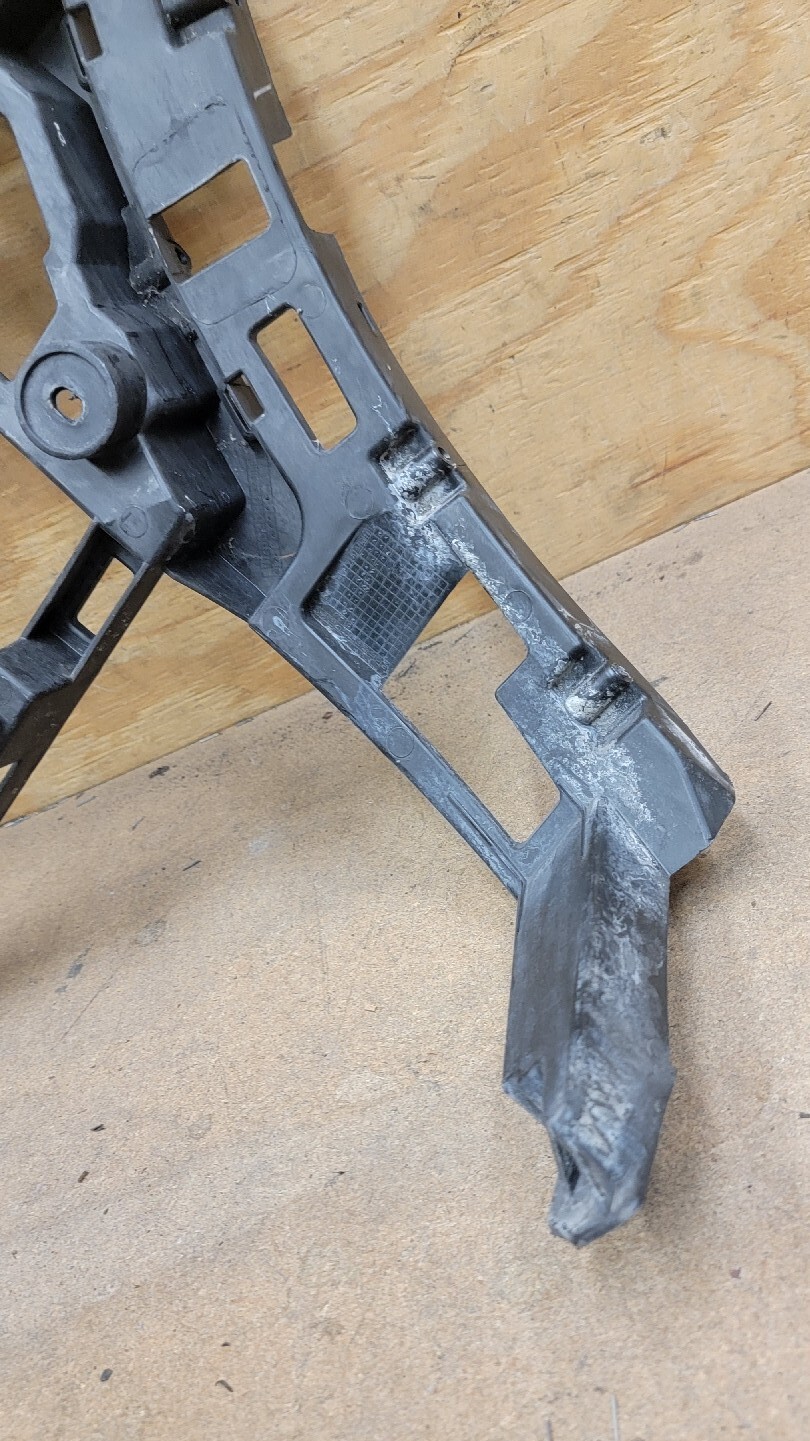 2011 2012 2013 2017 Volkswagen Jetta GLI Left LH Rear Bumper Guide ...