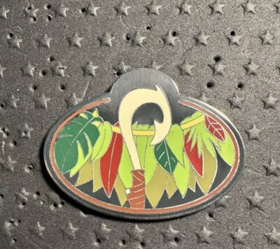Cast Exclusive What's My Name Badge Mystery Moana Maui Disney Pin | eBay