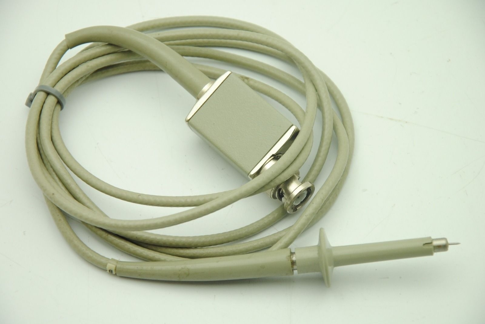 HP AGILENT 10016B Probe, 10:1 10M/14pF | eBay