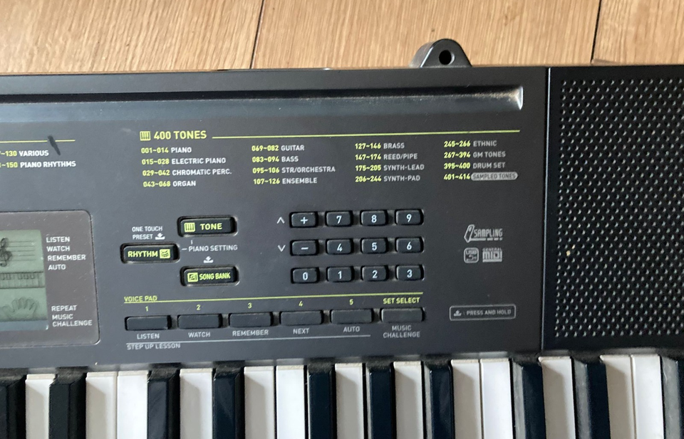 Casio CTK-2200 Portable Electronic Keyboard 61 Keys with AC cable no ...
