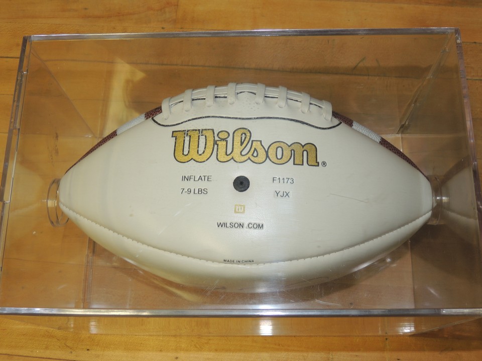 Joe Montana NFL Quarterback Autographed Wilson Signature Football in ...
