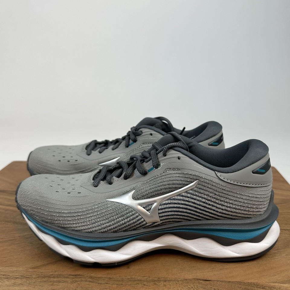 New Womens Mizuno Wave Sky 5 Gray Running Athletic Shoes Sneakers Size ...