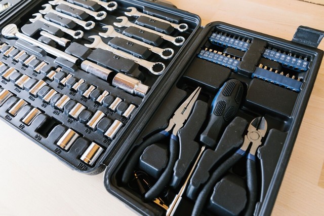 Blue Ridge Tools 103pc Mechanics Tool Kit Missing Handle for sale ...