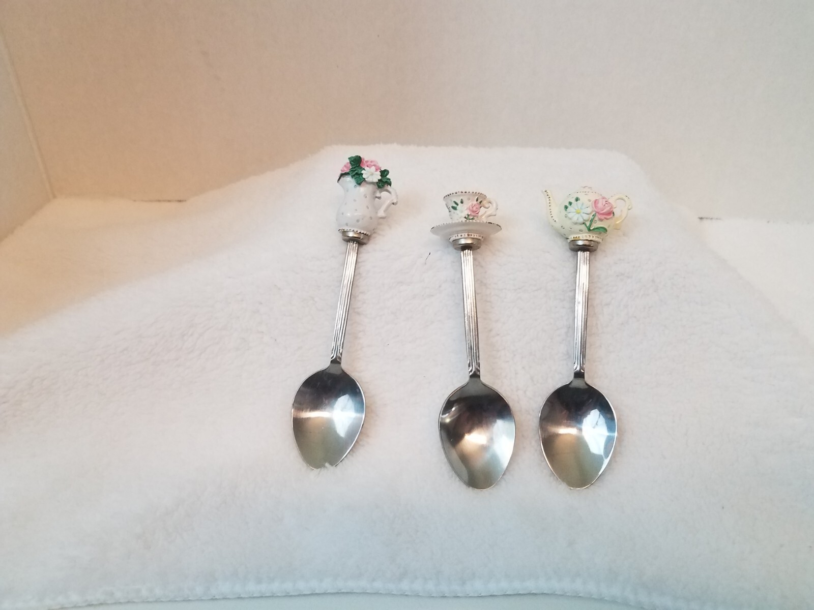 Vintage Avon Resin & Stainless Steel Collector Spoons Set of 3 | eBay