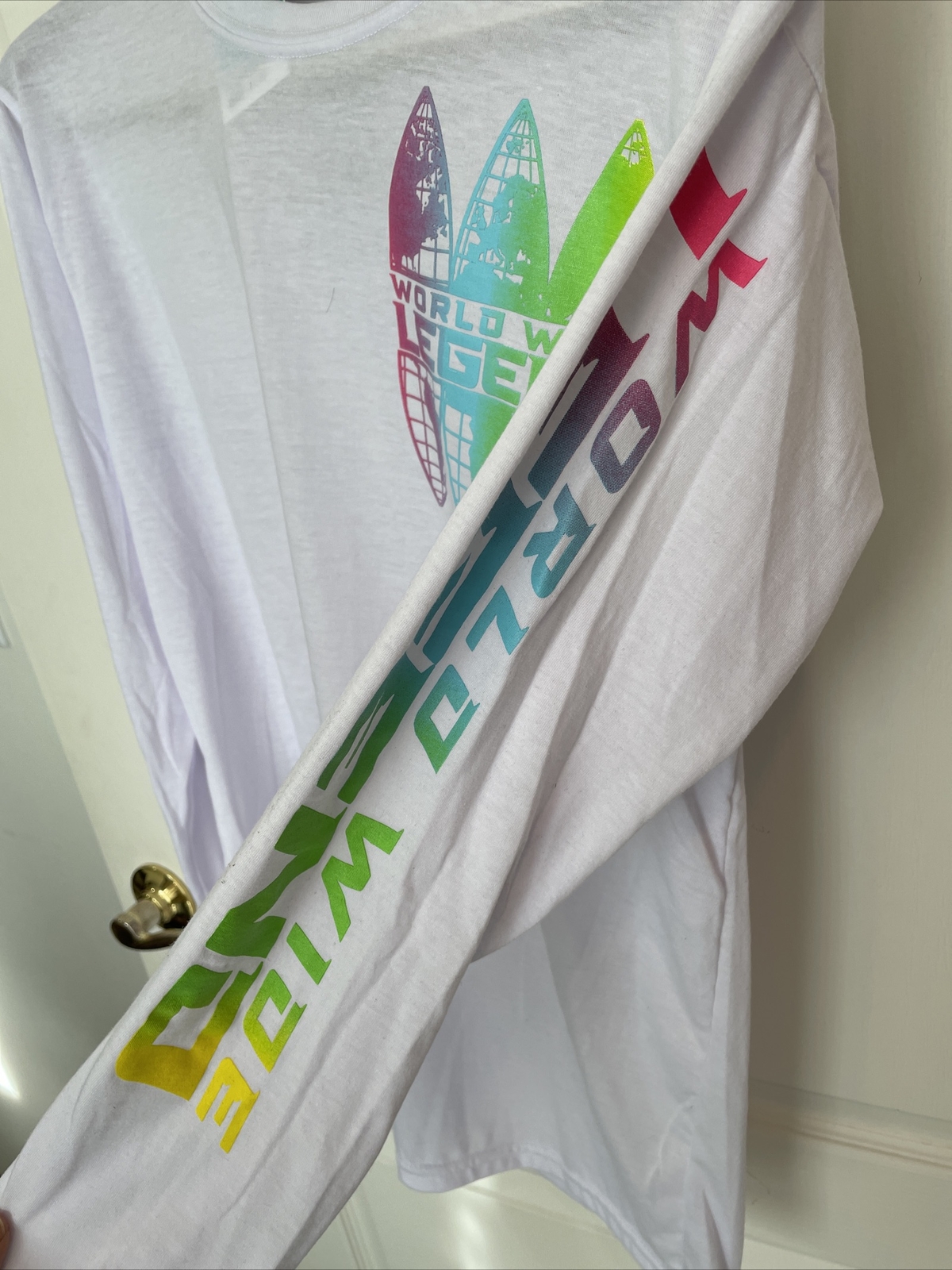 RGSTR Worldwide Legend Men’s Medium Long Sleeve White T-Shirt NWT | eBay