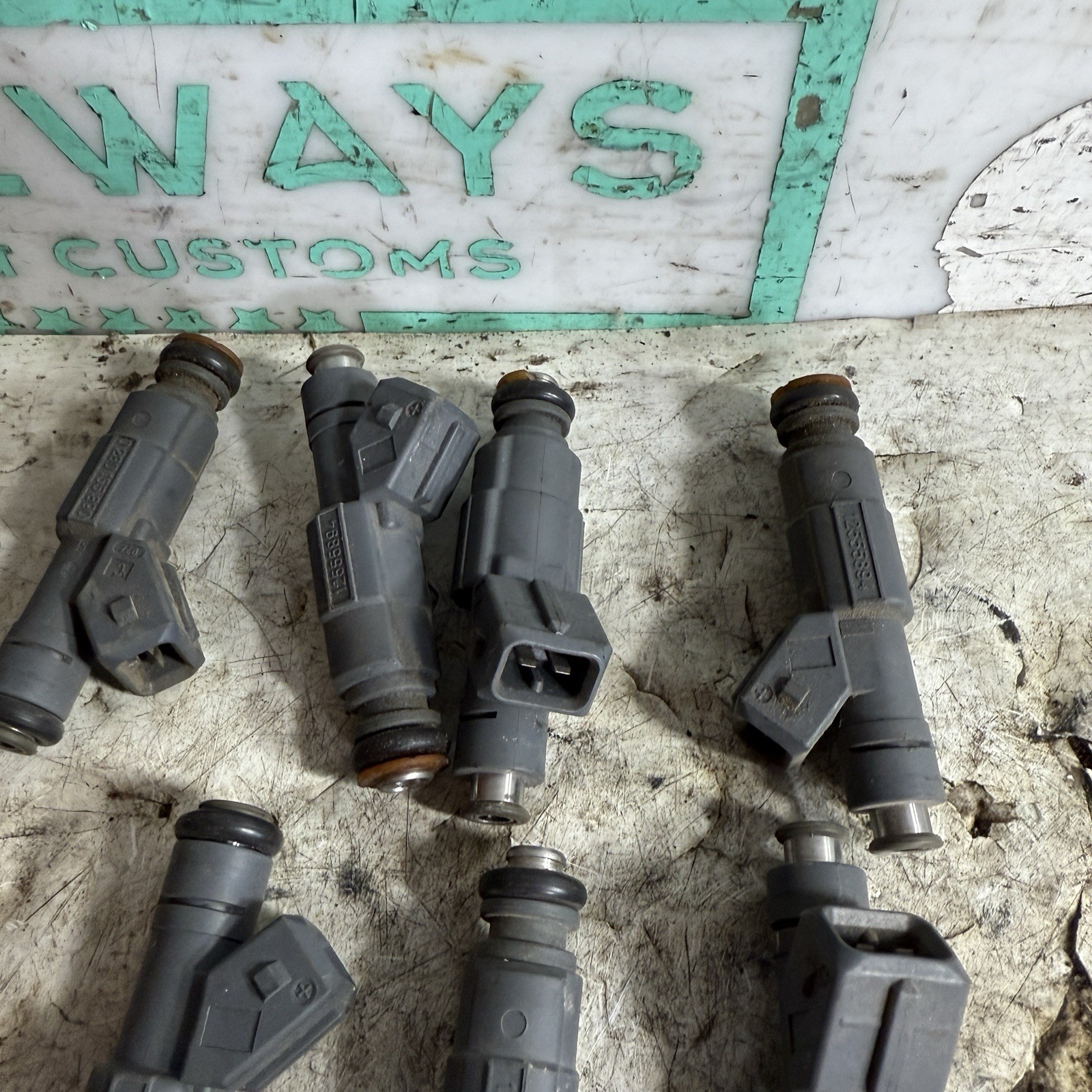 Chevy LS1 Fuel Injectors Set of 7 EV1 5.7 6.0 LS1 LS2 LS3 LS6 LM7 | eBay