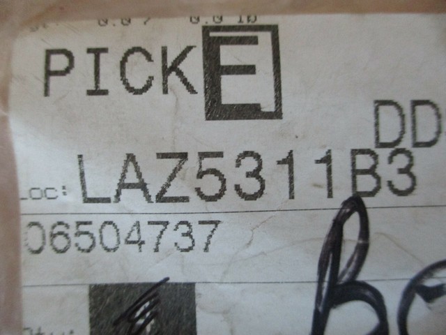 Mopar OEM 6504737 Exterior-rocker Molding Rivet for sale online | eBay