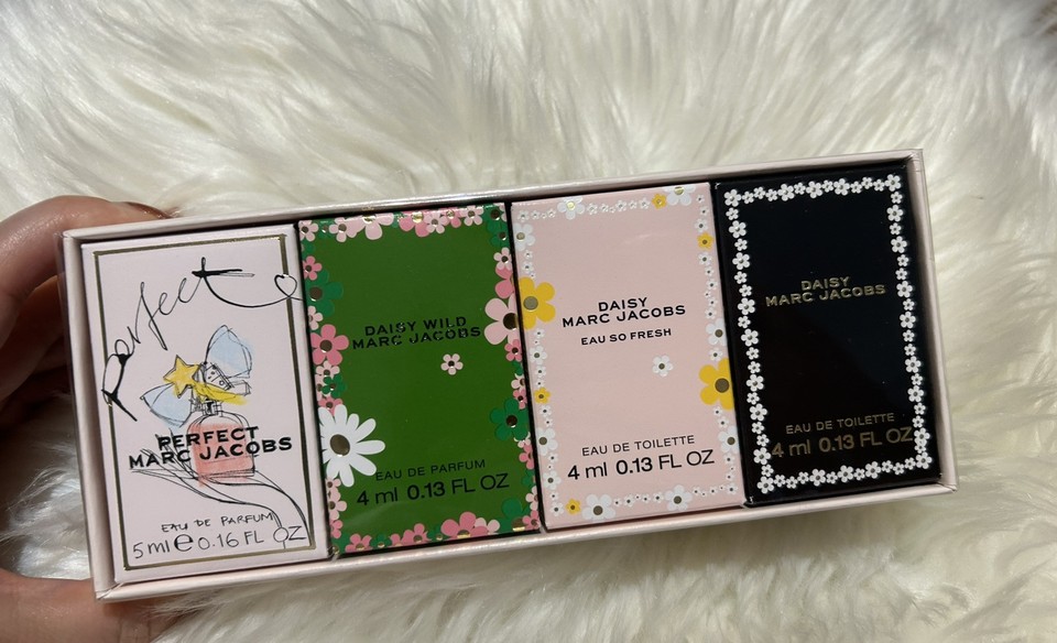 Marc Jacobs Miniature 4 Piece Set Perfume Daisy/ Daisy Love/perfect ...