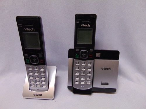 Pair of VTech Cordless telephones Model #CS5119-2 black color w/ cords ...