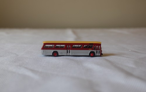 Rapido Toronto (Maroon), New Look Bus, N Scale | eBay