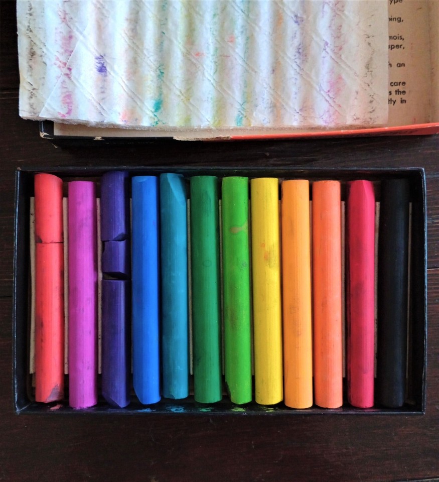 PRANG POSTER PASTELLO PRESSED COLORED CHALK CRAYONS BOX SET OF 12 ...