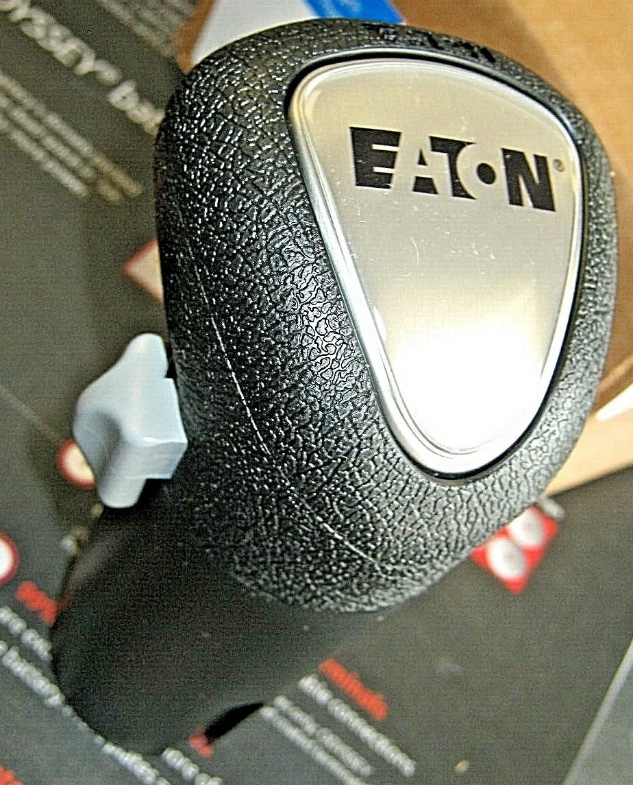 ~NEW GENUINE EATON FULLER TRANSMISSION 18 | Grelly USA