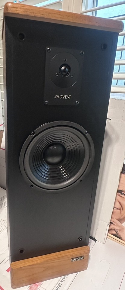 VINTAGE ADVENT PRODIGY LARGE TOWER SPEAKERS ( MADE IN USA! ) - | eBay