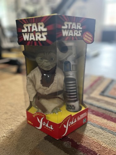 2000 Star Wars Interactive Yoda with Lightsaber NIB Tiger Electronics ...