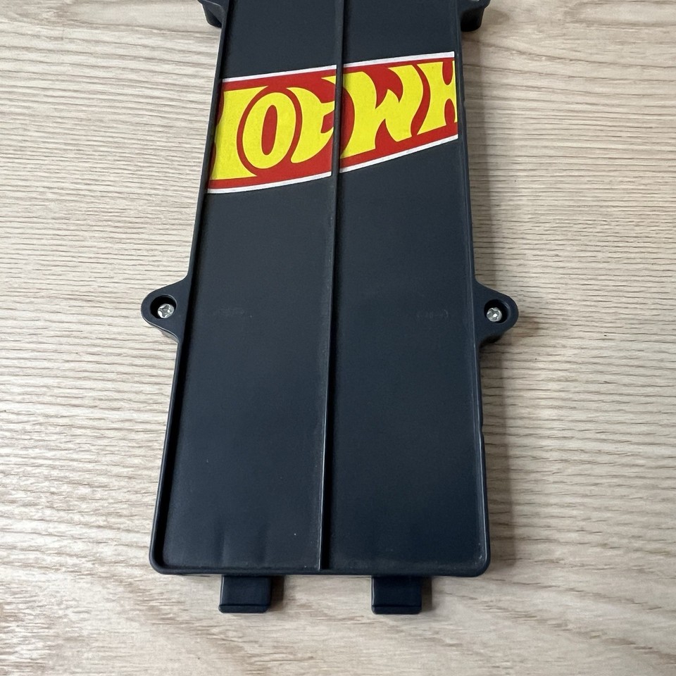Hot Wheels Colossal Crash GFH87 Base Battery Cover Part With Screws ...