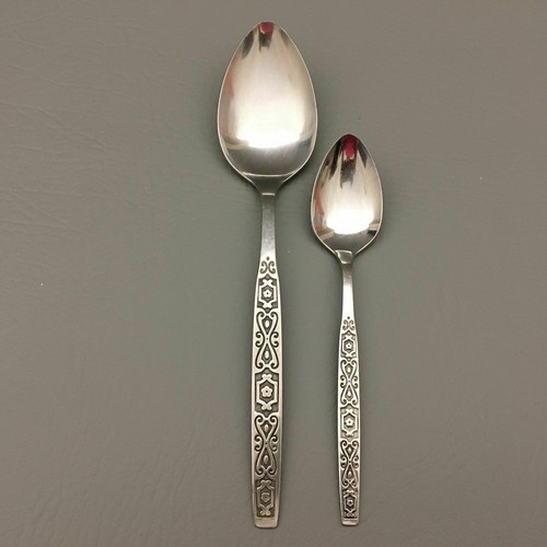 Oneida Deluxe Spanish Mood Stainless Spoons Lot of 2 | eBay
