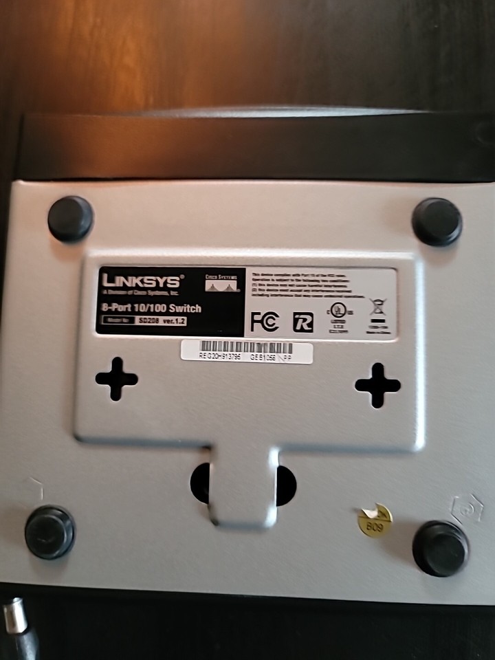 LinkSys SD208 8-Port 10/100 Switch With Power Cord | eBay