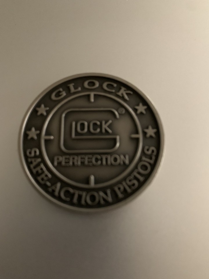 USMC GLOCK Perfection CHALLENGE COIN. R Lee Ermey No longer being ...