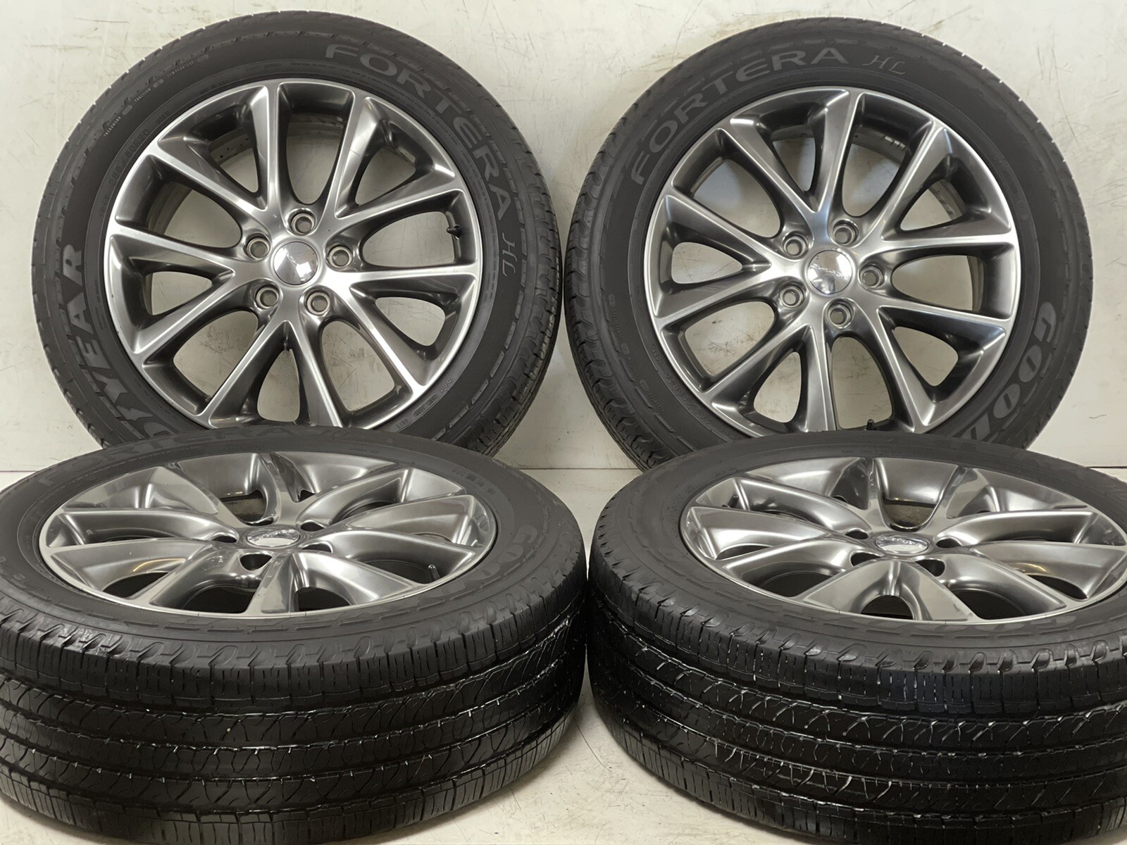 20" Dodge Durango Factory Wheels Rims Hyper Gray OEM Set of 4 2496 ...