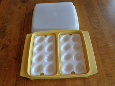 VINTAGE TUPPERWARE DEVILED EGG KEEPER | eBay