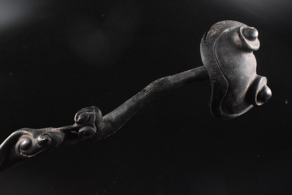 U8514: XF Japanese Wooden Reishi-shaped NYOI Stick which monks hold ...