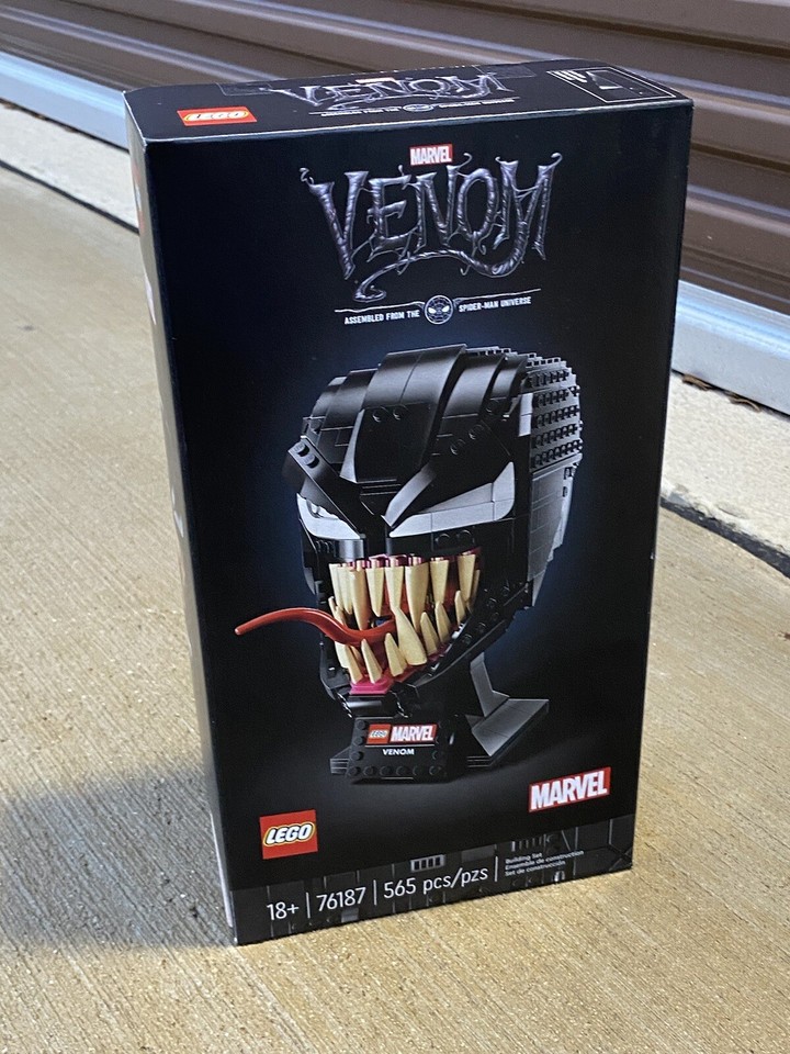 Lego Venom Helmet 76187 Marvel Head Stand 565 pcs Collector Display Set ...