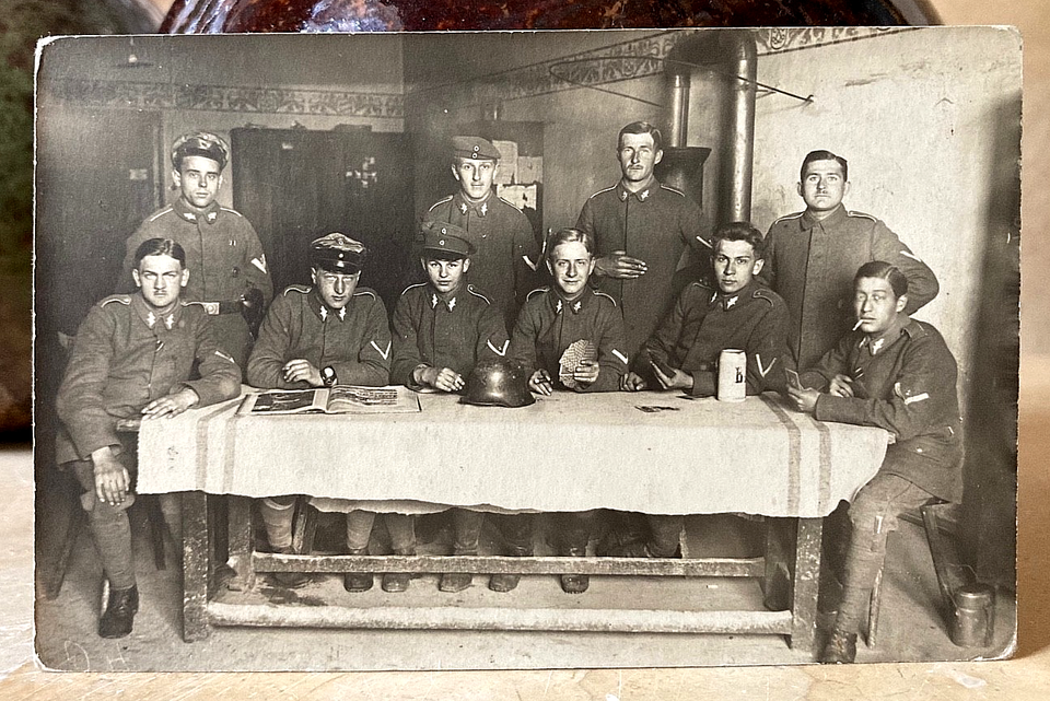 RARE! POST WW1 GERMAN FREIKORPS TAKING R&R IN BARRACKS 1919 PHOTO ...