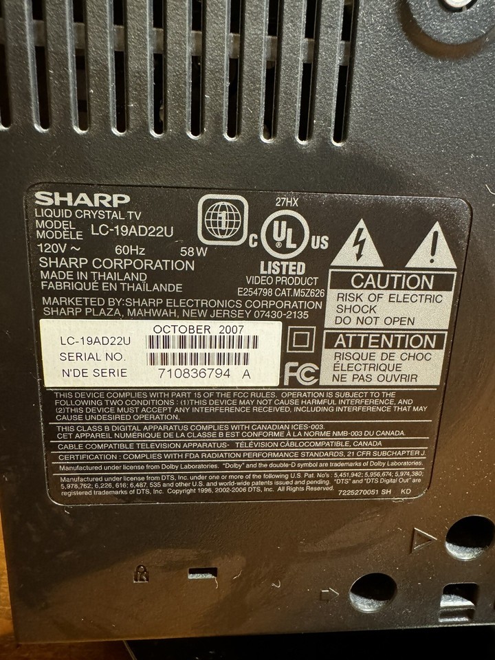 Sharp TV / DVD LC-19AD22U 19" TV DVD Combo NO Remote, HDMI A/V S-Video ...