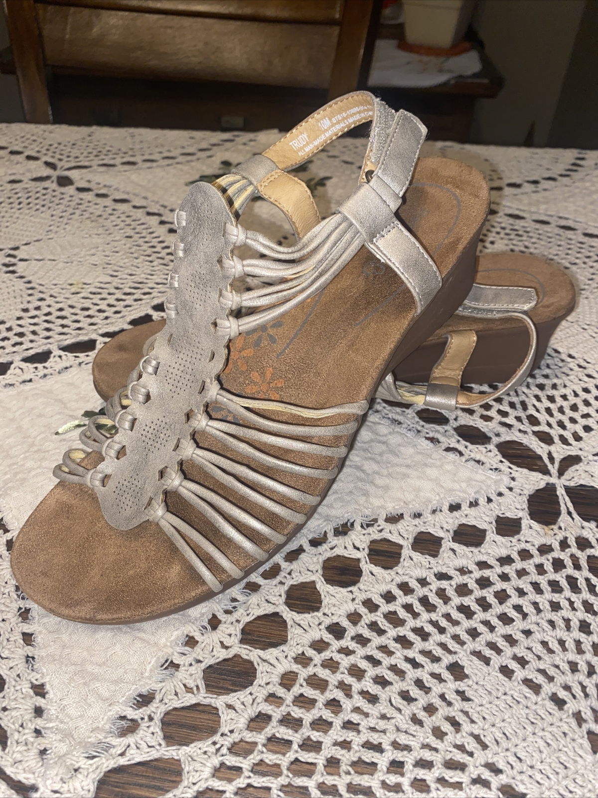 Baretraps Womens Trudy Gold Pewter Strappy Wedge Sandals Shoes Sz 10 ...