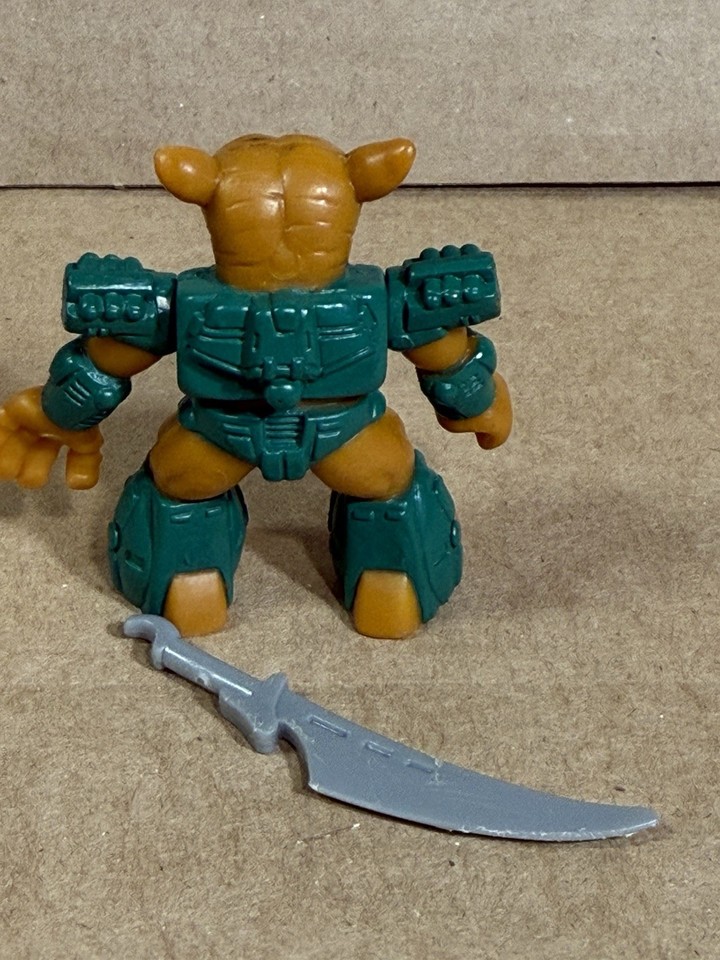 Battle Beasts Tarsier Tyrant Figure #56 Complete with Weapon Hasbro ...